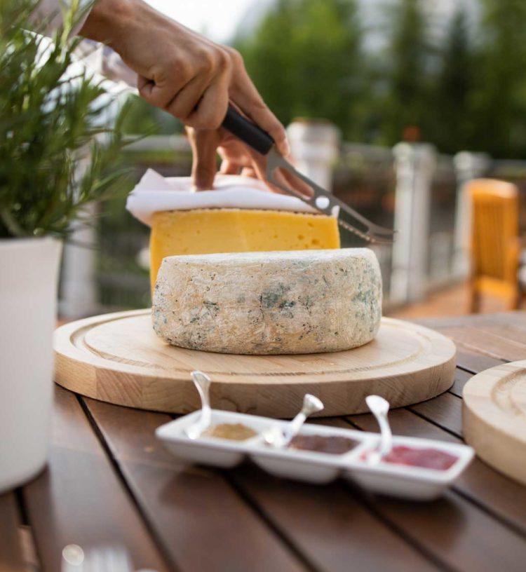 Local Cheese Tasting – Defining Destinations