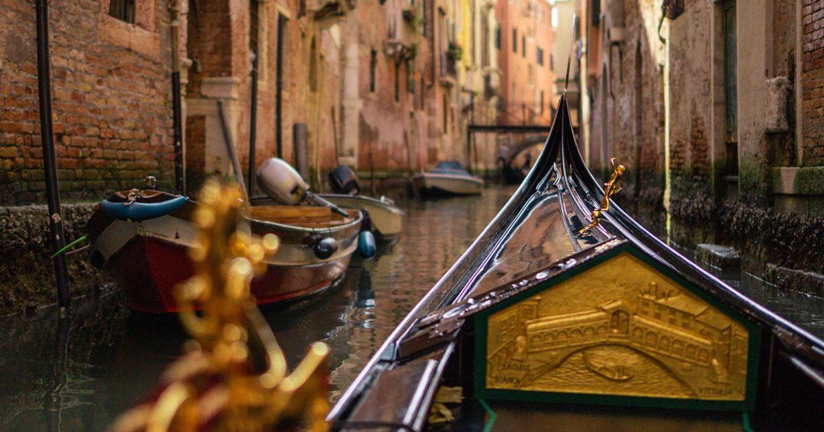 Gondola Rides – Defining Destinations